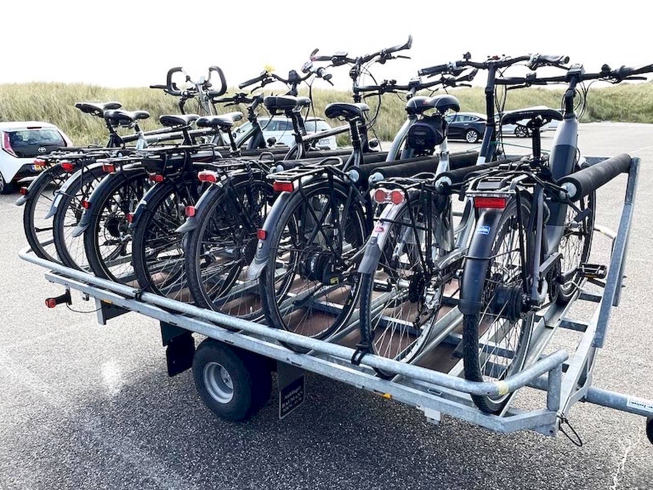 FAHRRADANHÄNGER - M - MIETEN | MIETFAM